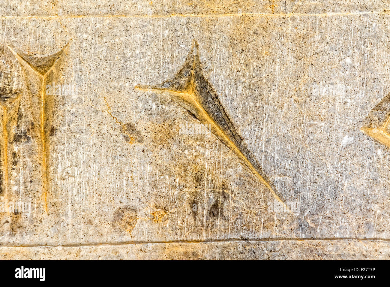 Persian achaemenid cuneiform hi-res stock photography and images - Alamy
