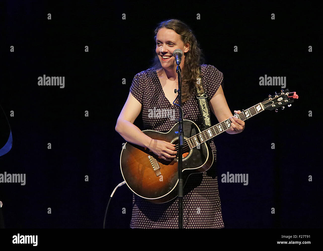Lucy Wainwright Roche Performing at Liverpool Philharmonic Hall ...