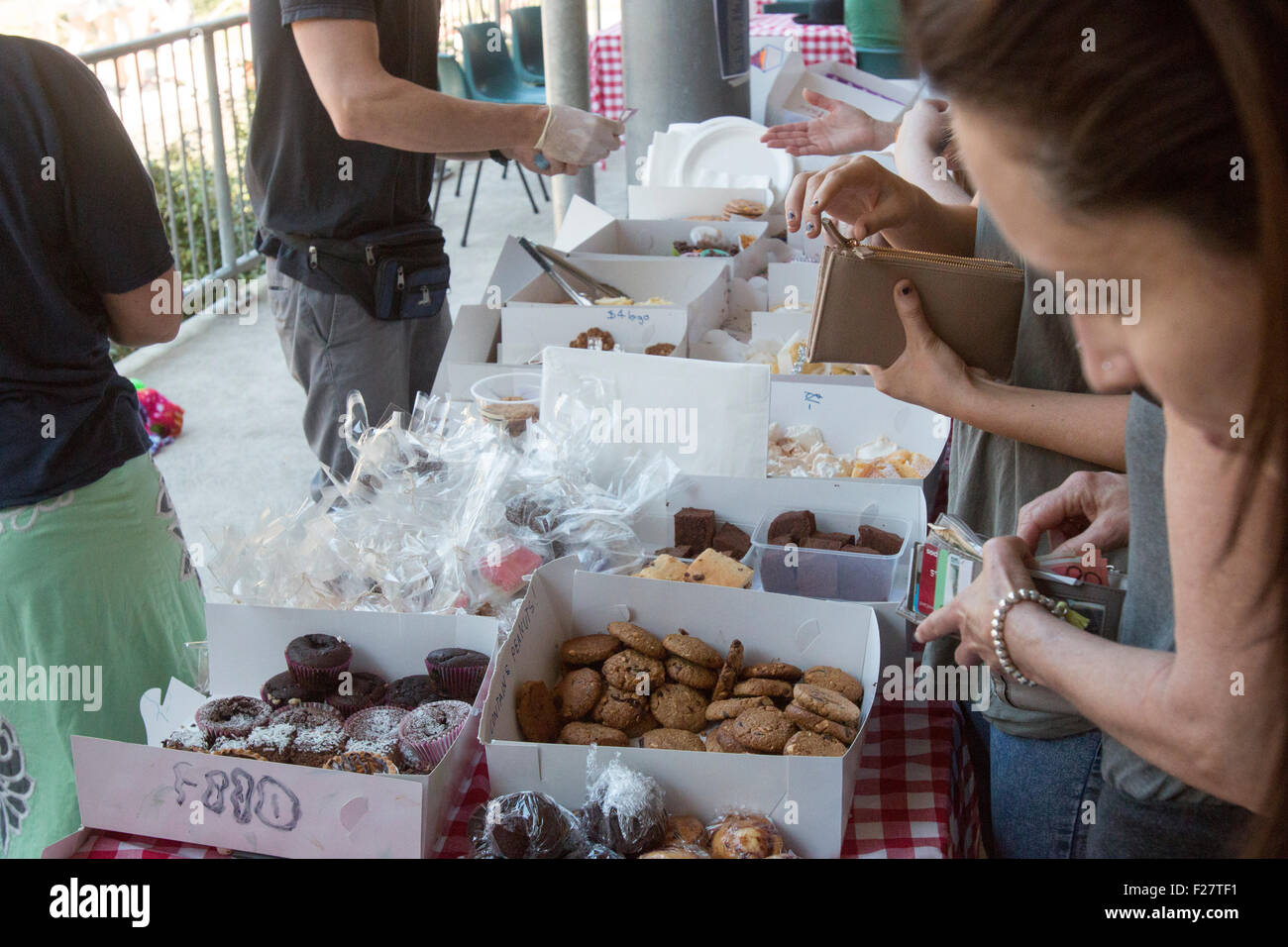 School fair hi-res stock photography and images - Alamy