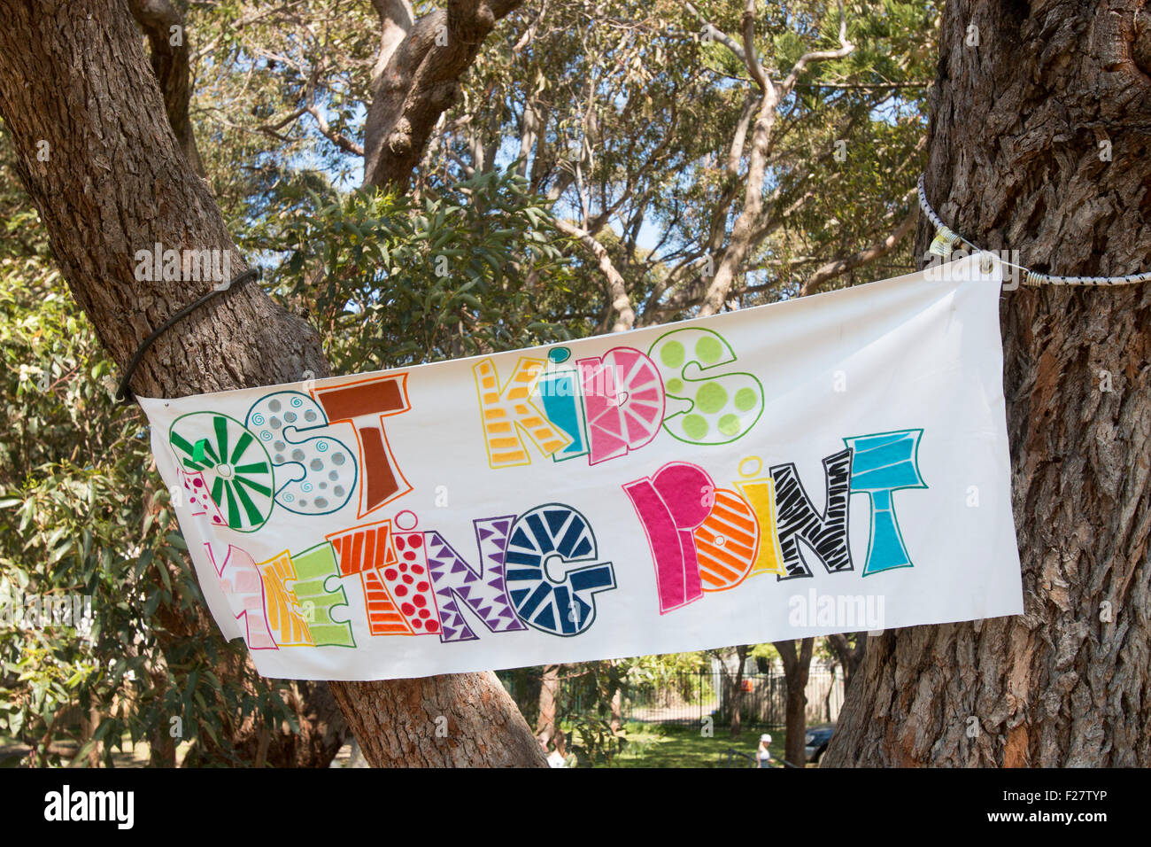 A lost children sign hi-res stock photography and images - Alamy