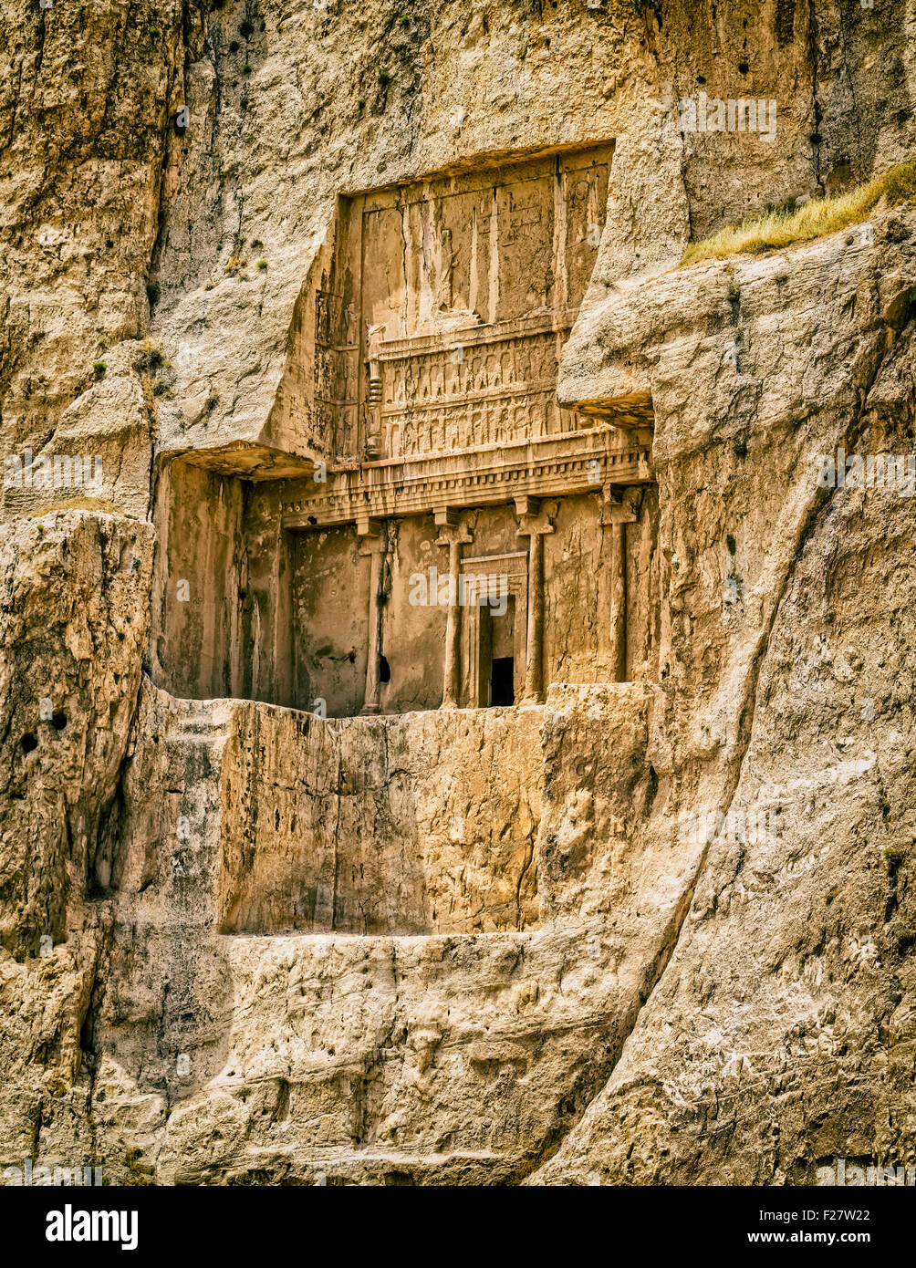 Naqsh-e Rustam tomb Stock Photo - Alamy