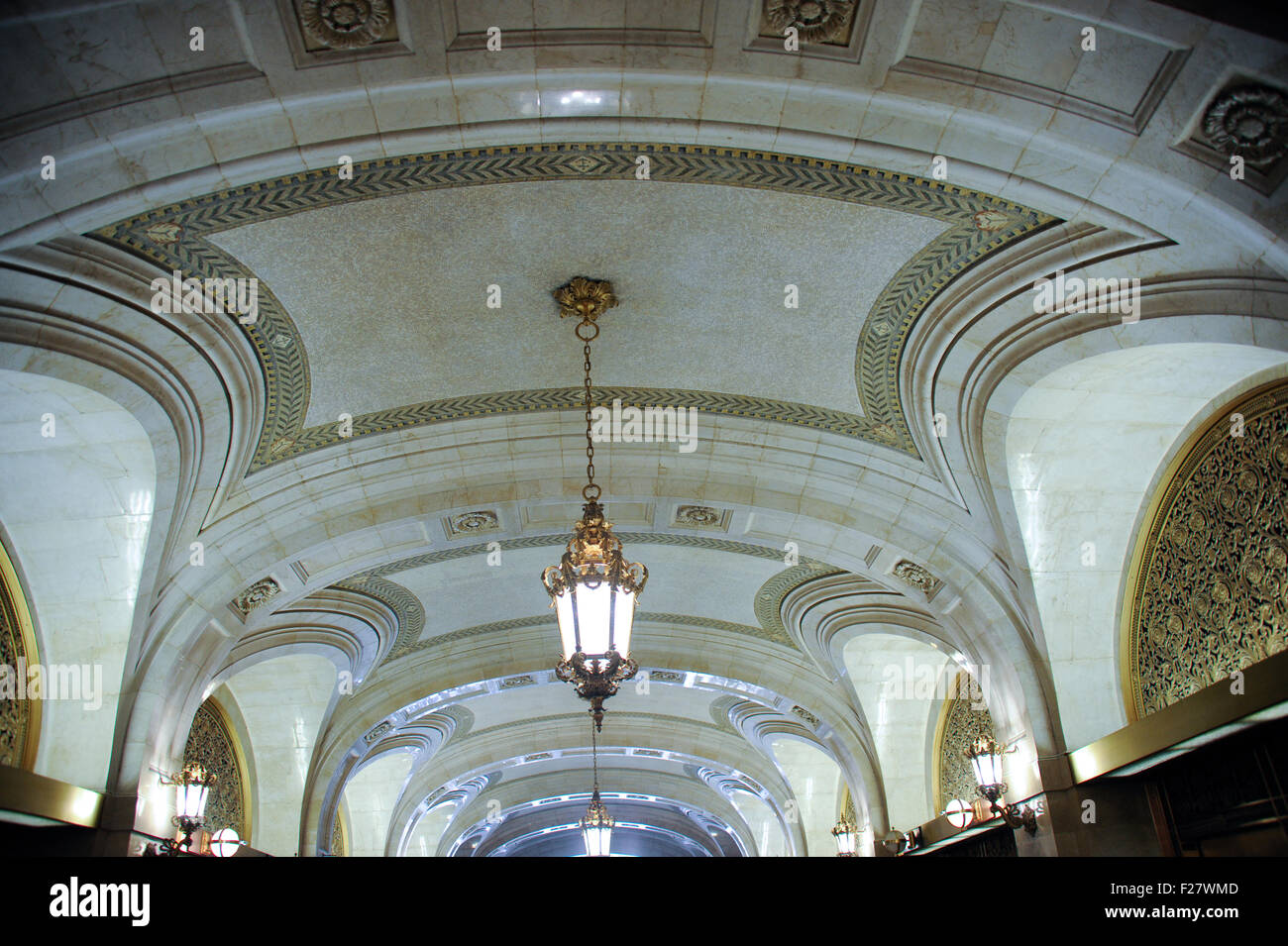 Chicago city hall hi-res stock photography and images - Alamy