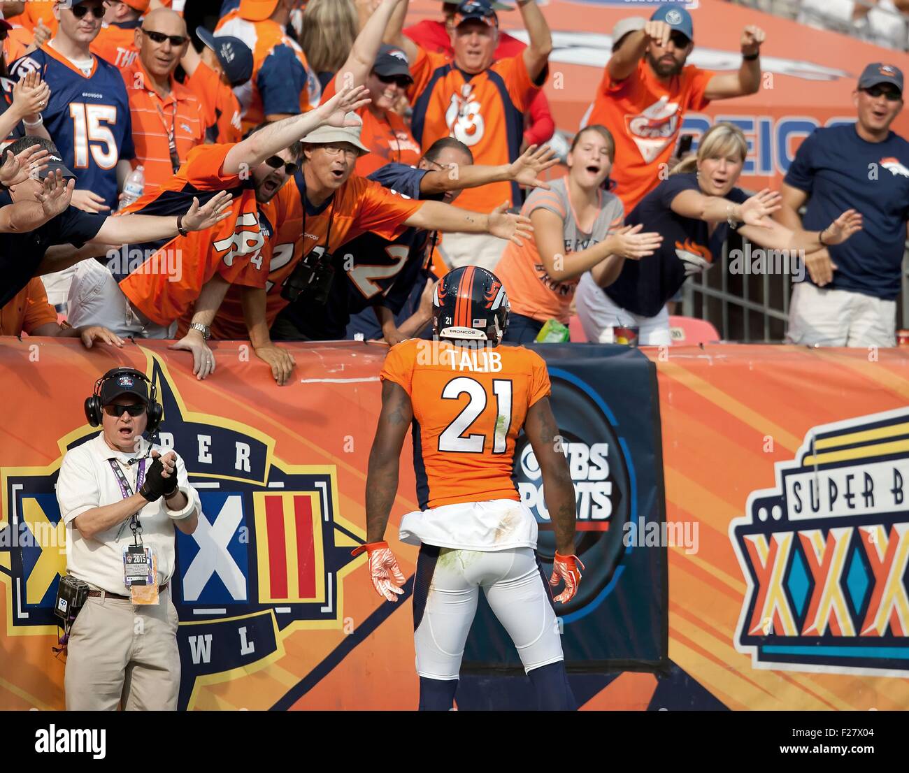 Denver, Colorado, USA. 13th Sep, 2015. Broncos CB AQIB TALIB, center ...