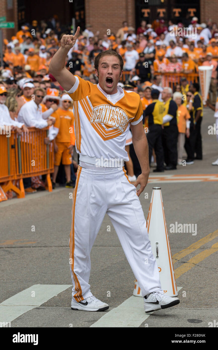 September 12, 2015: Tennessee Volunteers cheerleader before the NCAA ...