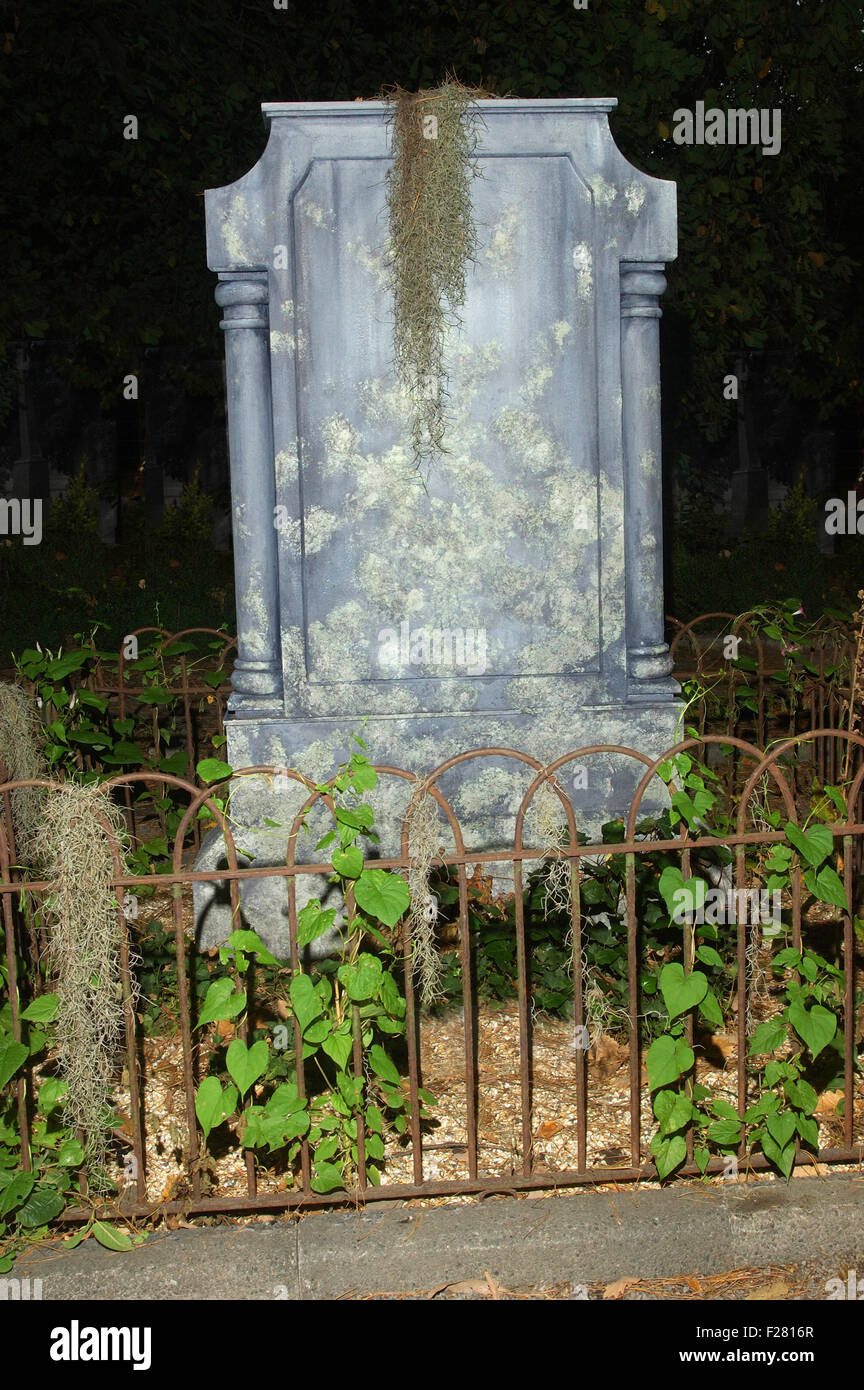 old nameless tombstone in cemetery setting Stock Photo - Alamy