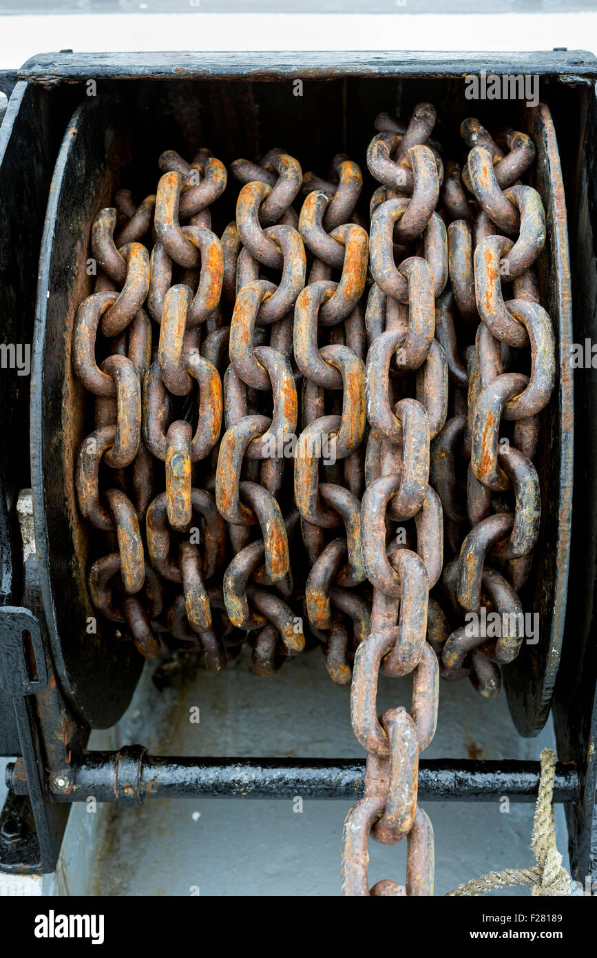 Ship anchor chain hi-res stock photography and images - Alamy