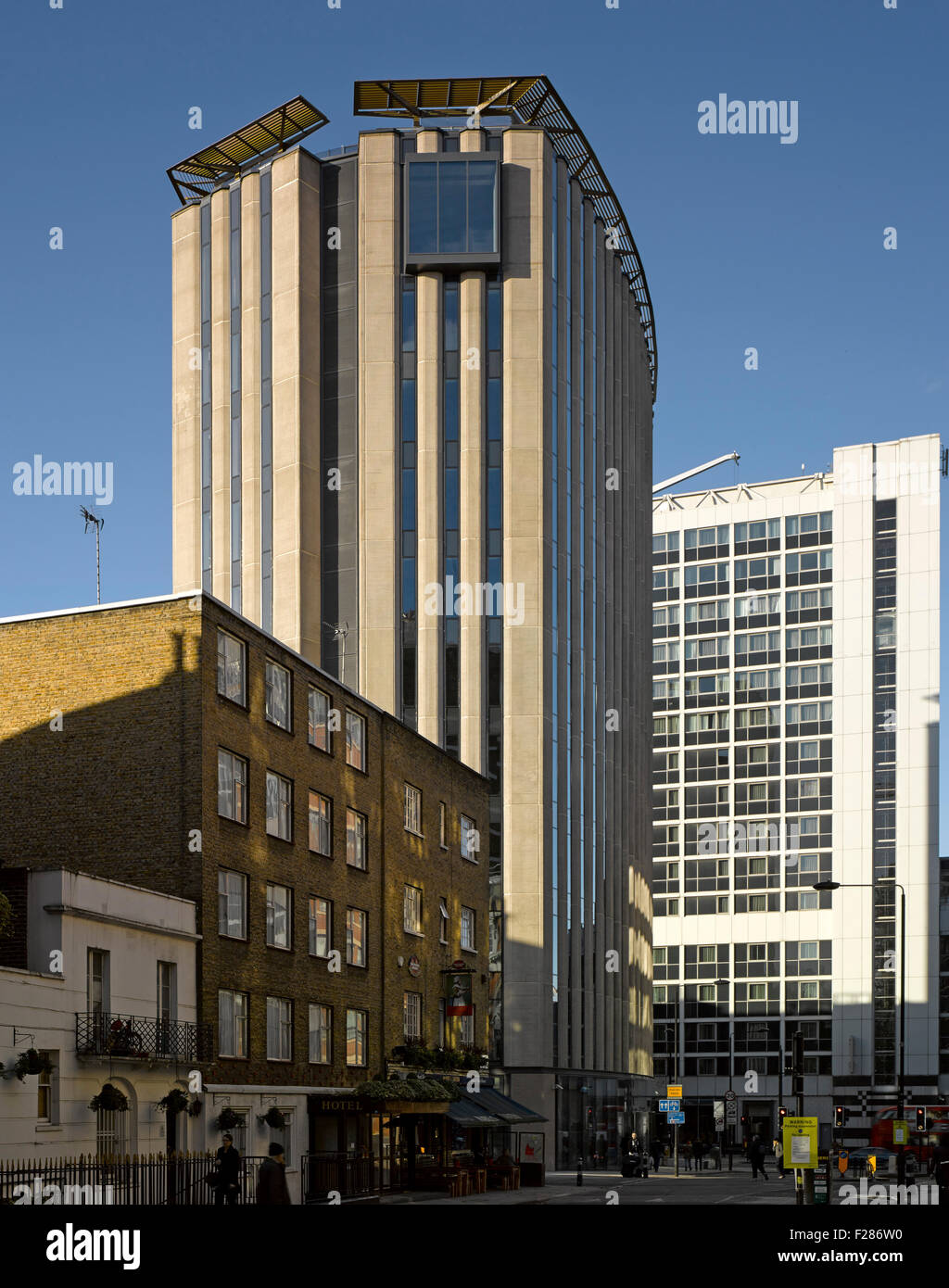 London city street 70s hi-res stock photography and images - Alamy