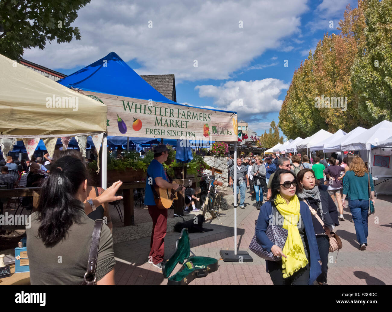 Farmer market british columbia hi-res stock photography and images - Alamy
