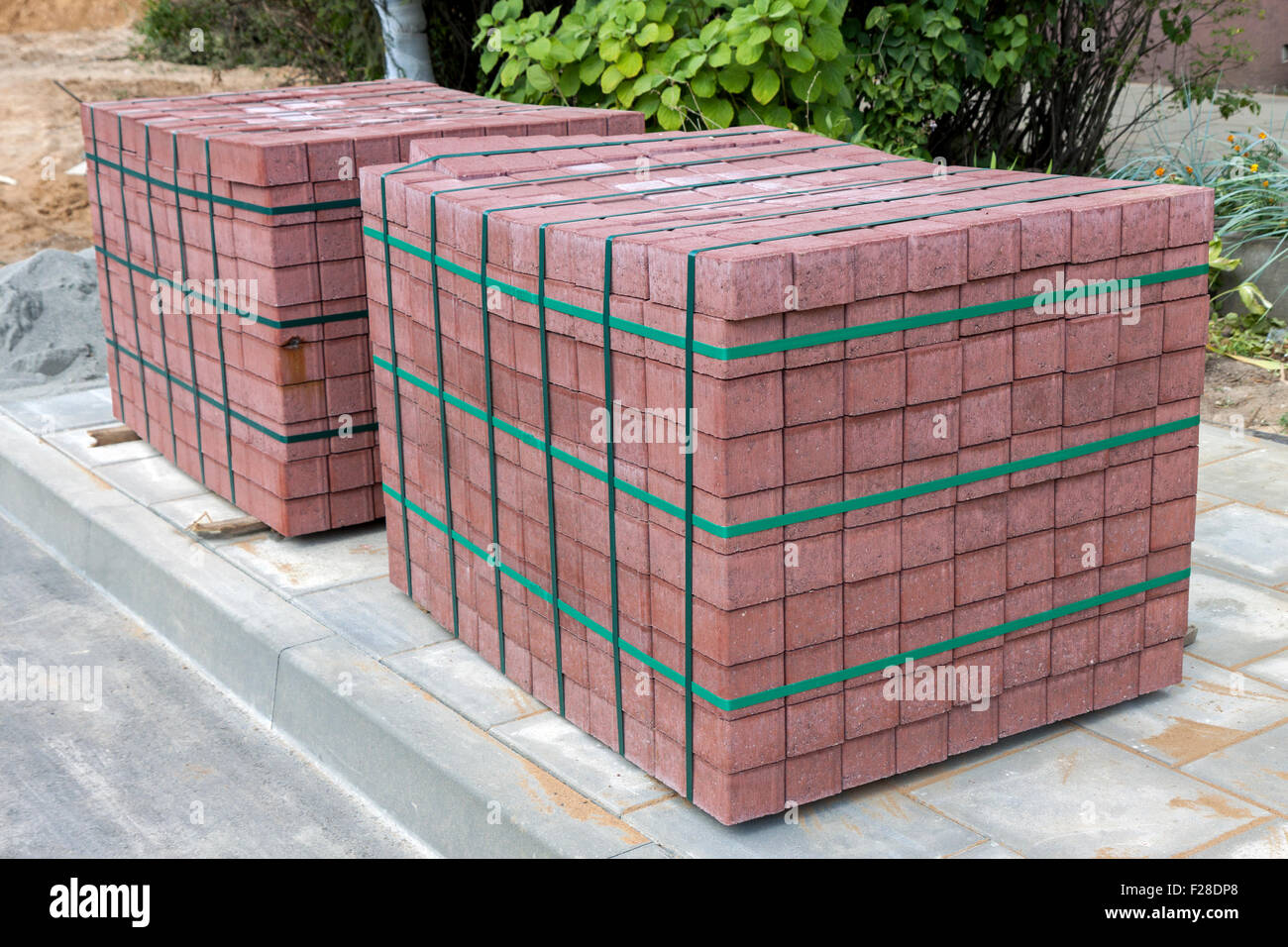 Concrete pavement tile hi-res stock photography and images - Alamy