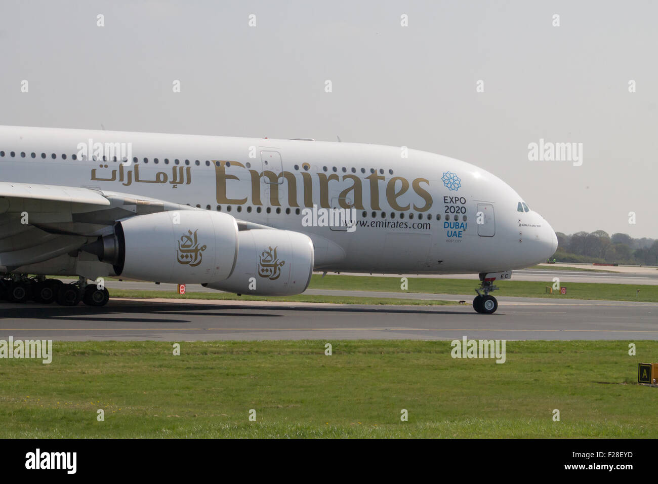 Double decker plane hi-res stock photography and images - Alamy