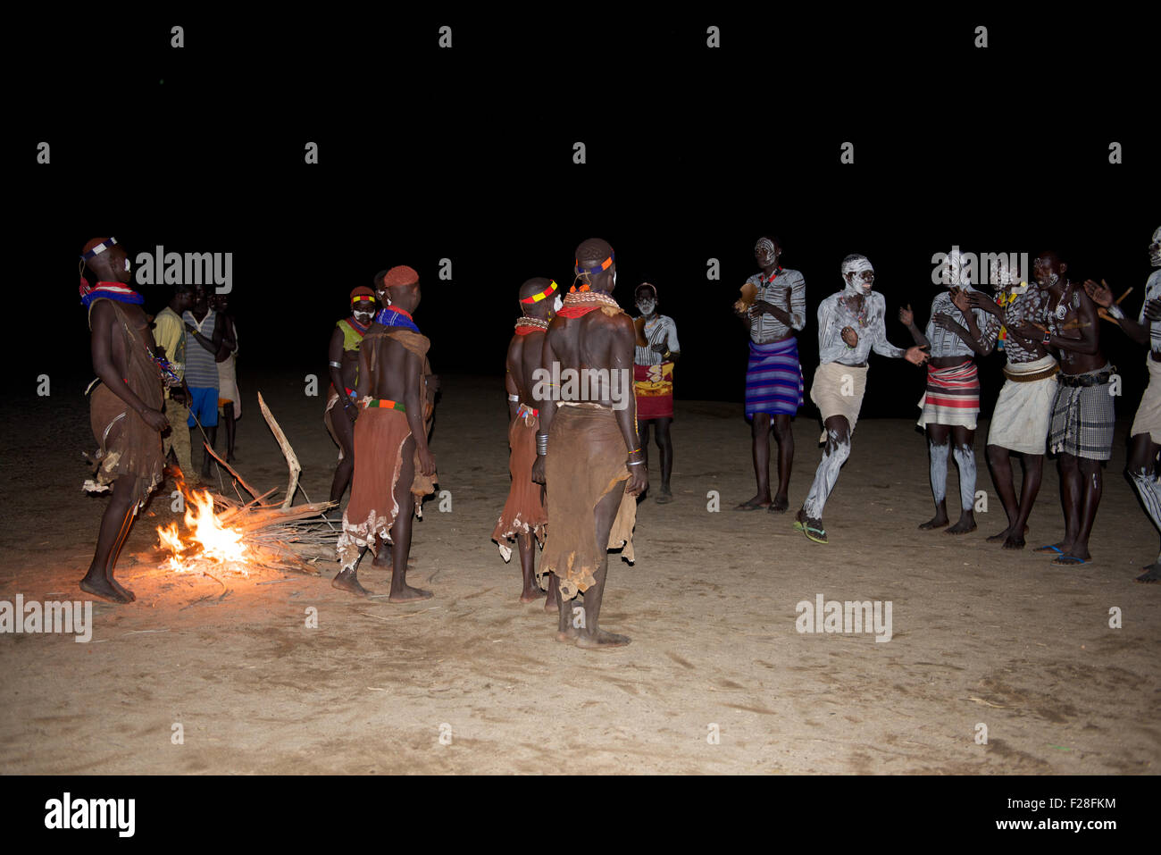 Mursi tribe warriors hi-res stock photography and images - Alamy