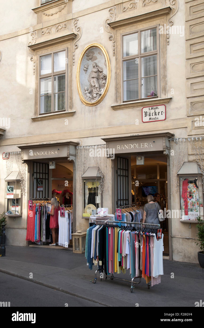 Backer street hi-res stock photography and images - Alamy