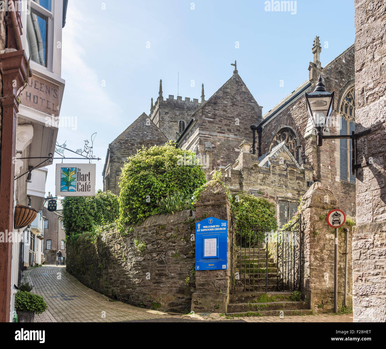St saviour’s church dartmouth devon hi-res stock photography and images ...
