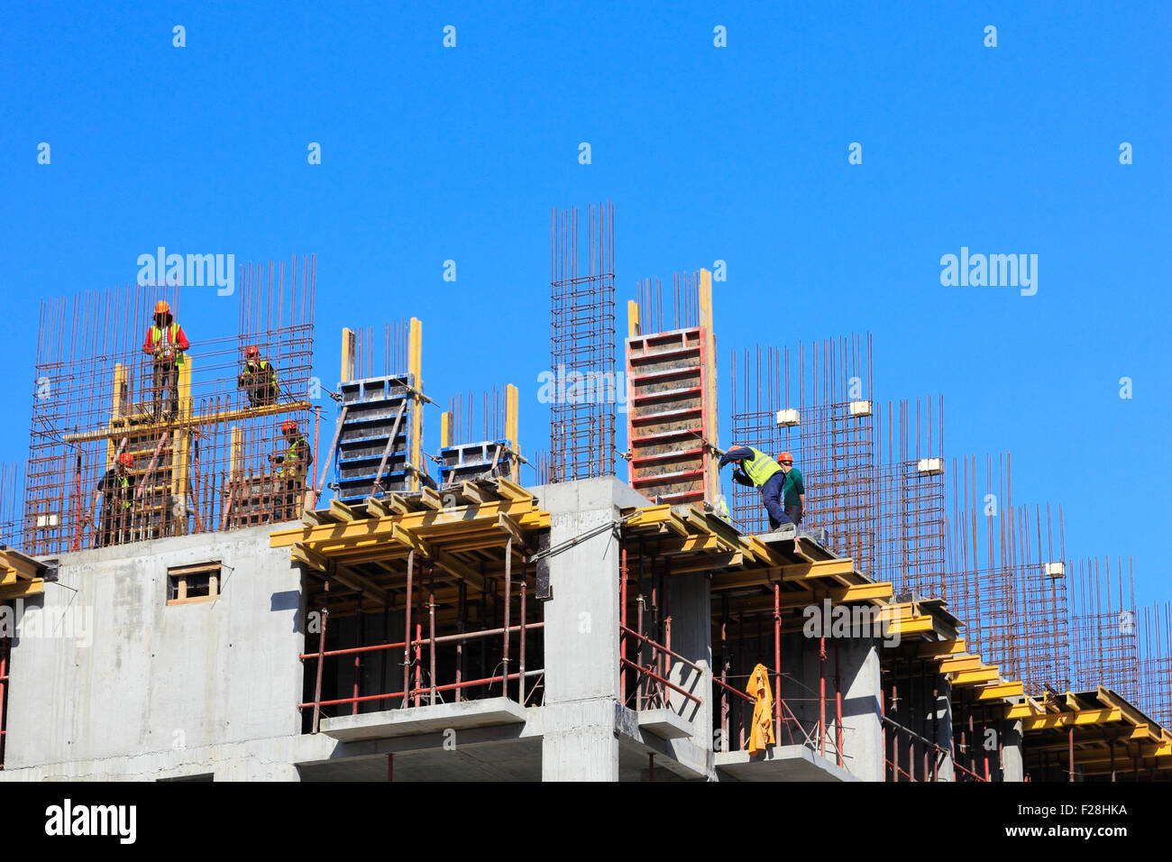 Poured in place concrete structures hi-res stock photography and images ...