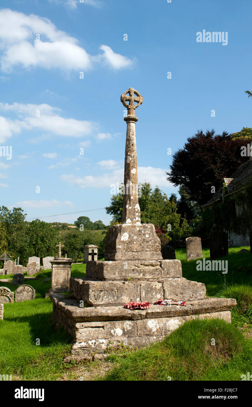 Cotswolds church churchyard cross hi-res stock photography and images ...