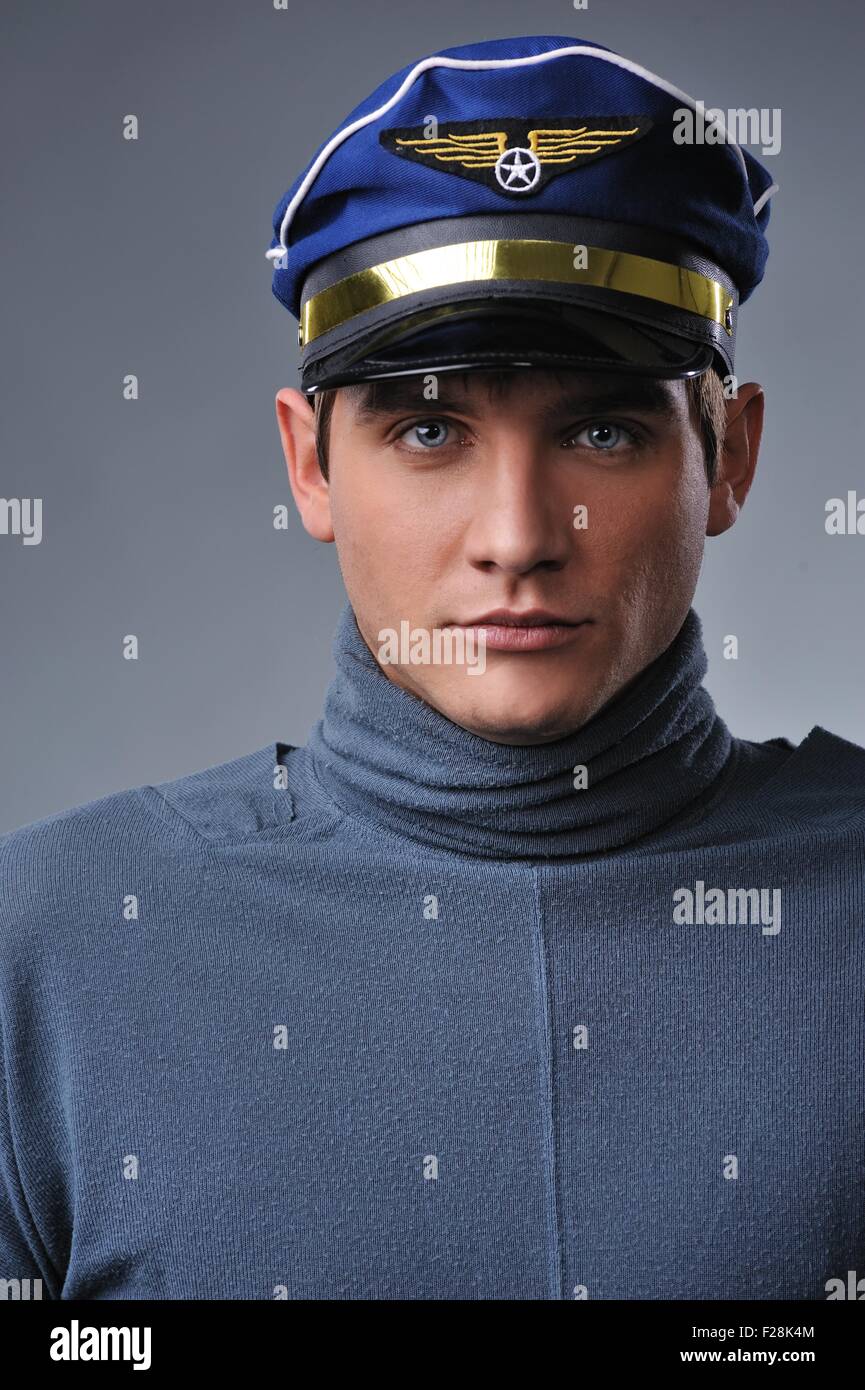 Male cabin crew worker hi-res stock photography and images - Alamy