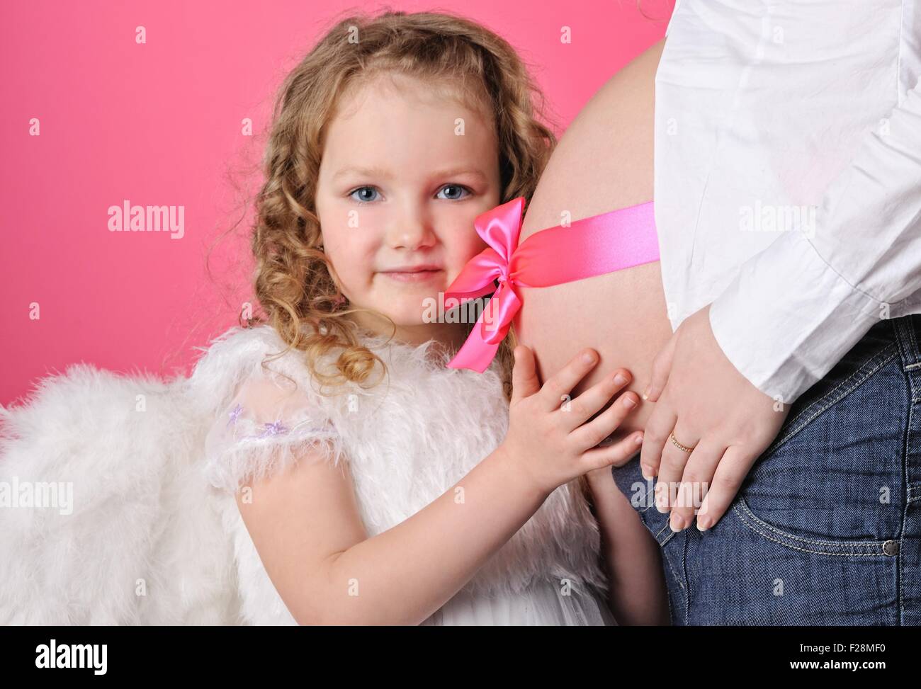 Angel waiting hi-res stock photography and images - Alamy