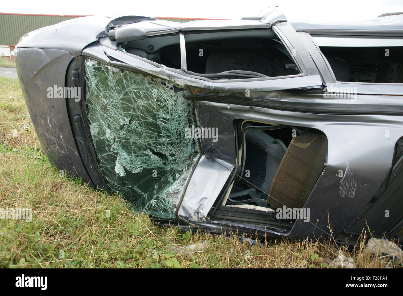 Accident wreckage hi-res stock photography and images - Alamy