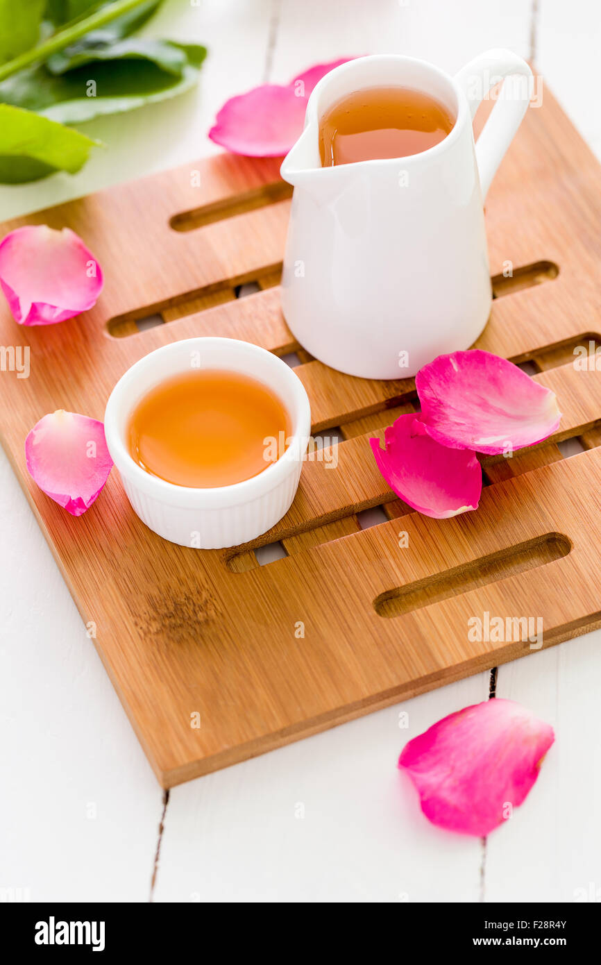 Relaxing rose hi-res stock photography and images - Alamy