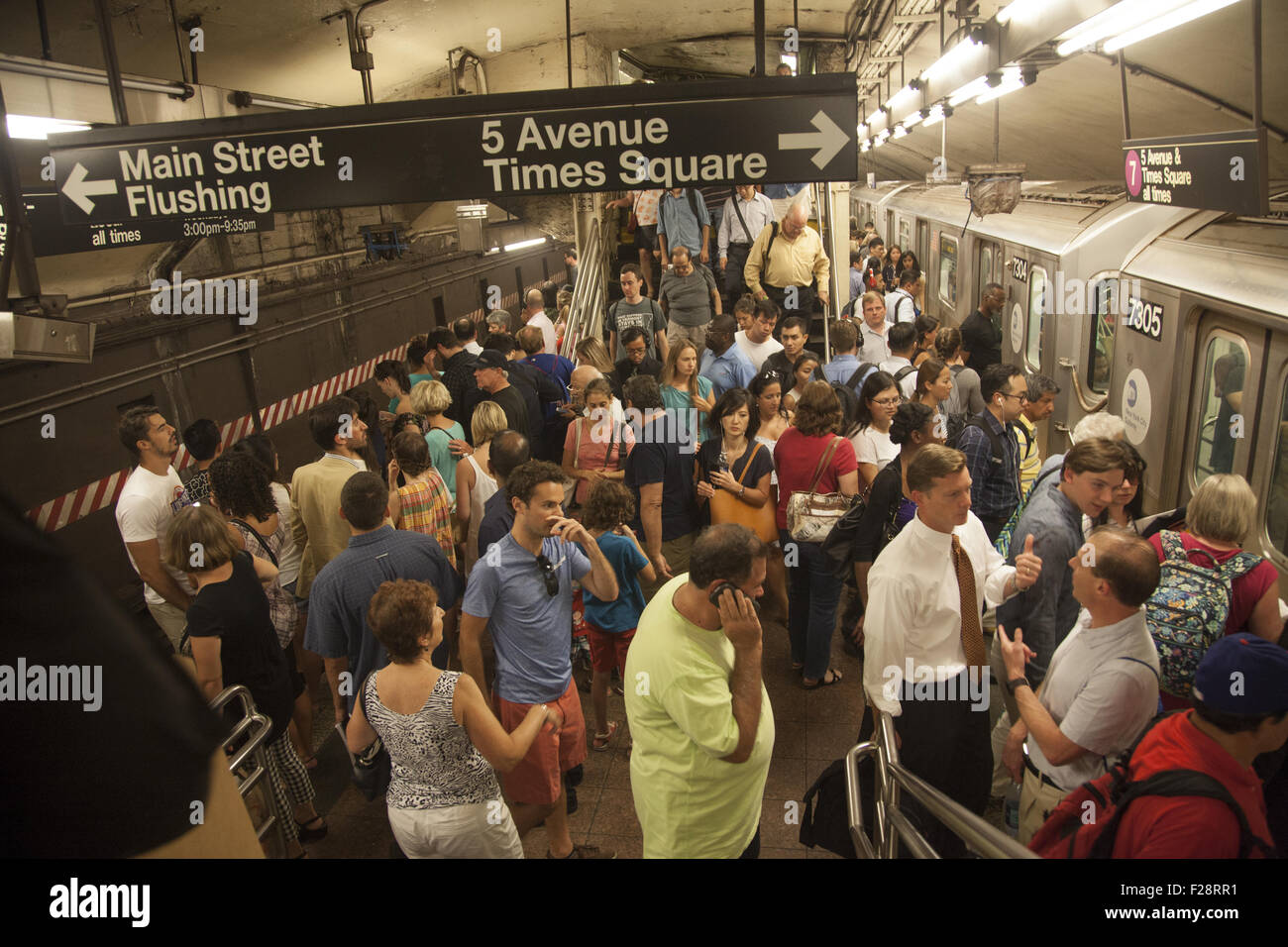 Evening rush hour at Grand Central Station on the platform of the #7 ...