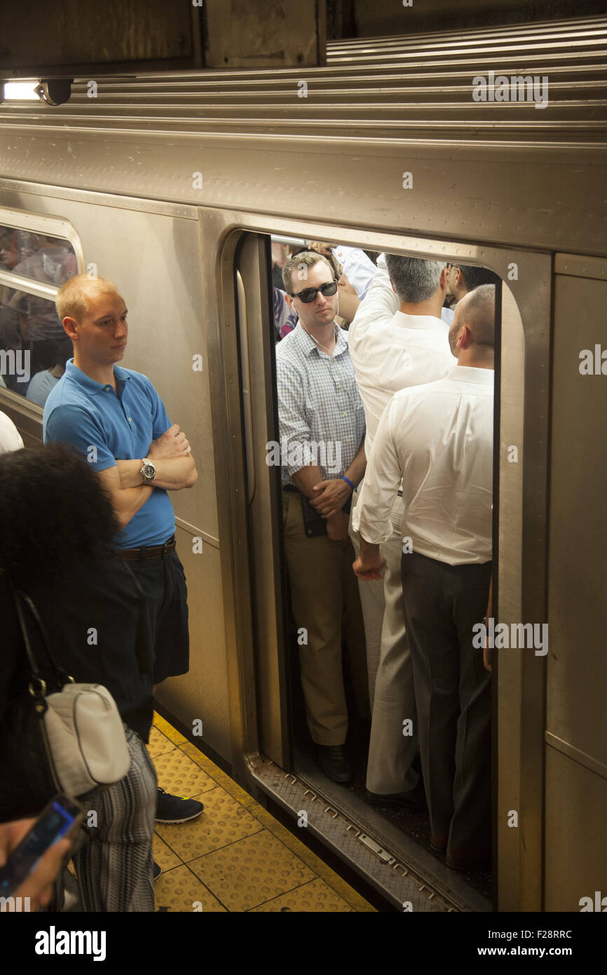 Evening rush hour at Grand Central Station on the platform of the #7 ...