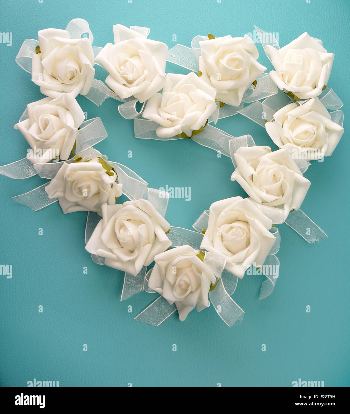 Roses in the shape of a heart hi-res stock photography and images - Alamy