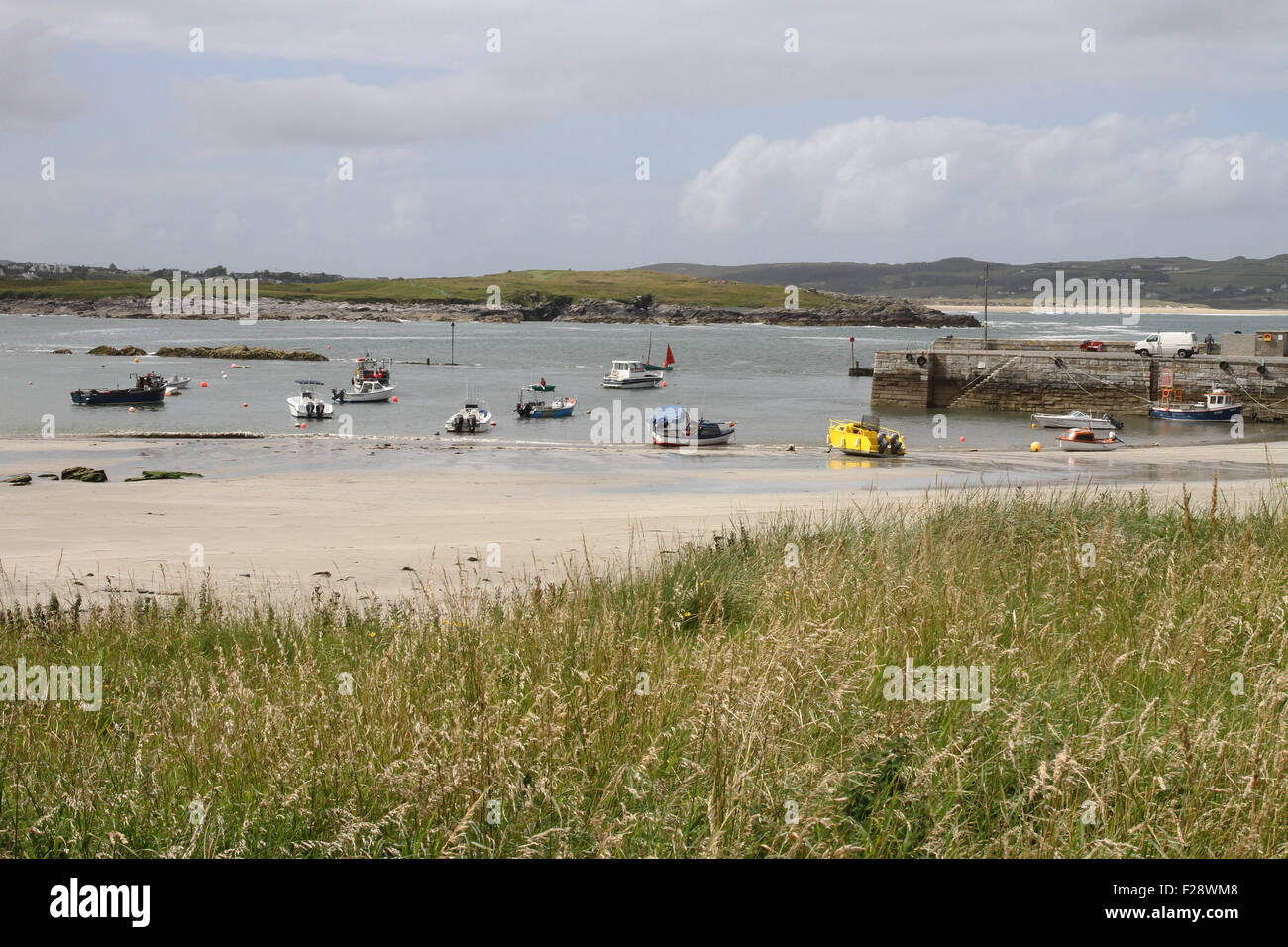 Portnablagh harbour and beach in County Donegal Ireland Stock Photo - Alamy