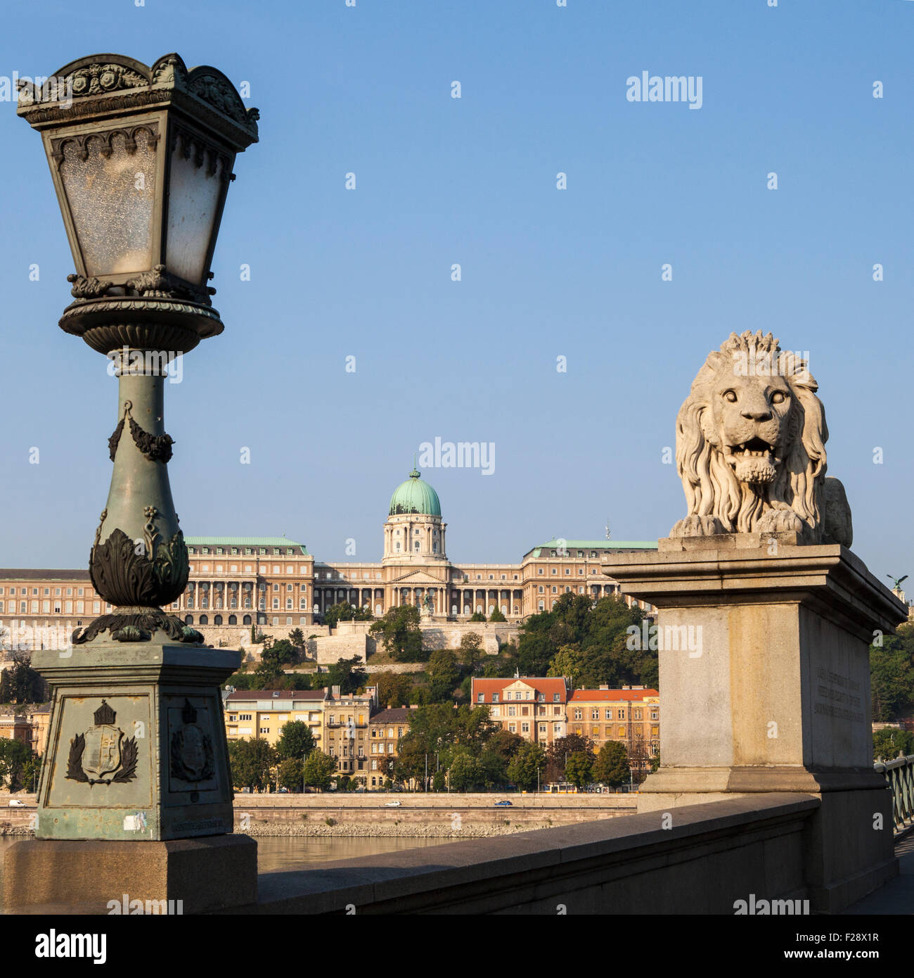 A view of Buda Castle from the Chain Bridge in Budapest, Hungary Stock ...