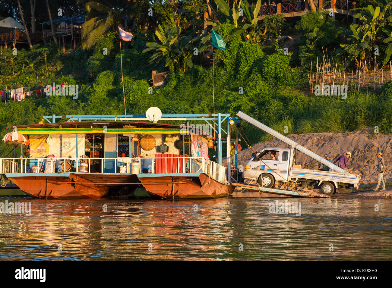 Car ferry loading hi-res stock photography and images - Alamy