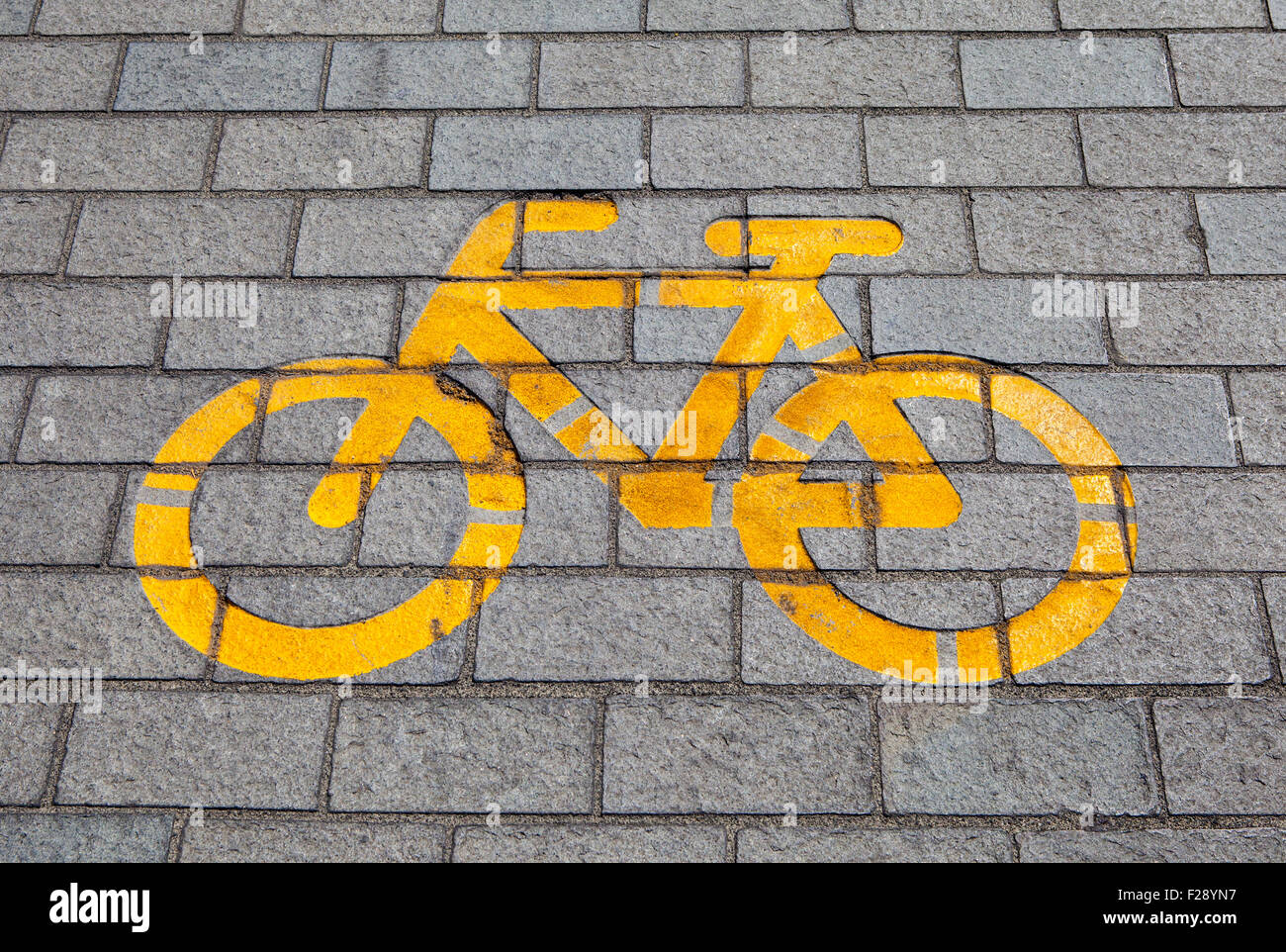 Cycle lane symbol hi-res stock photography and images - Alamy