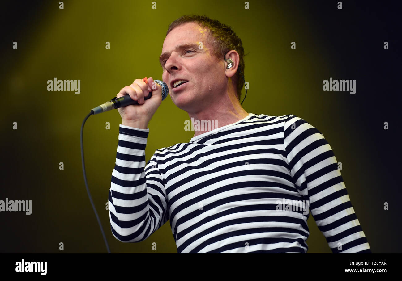 Stuart Murdoch High Resolution Stock Photography and Images - Alamy