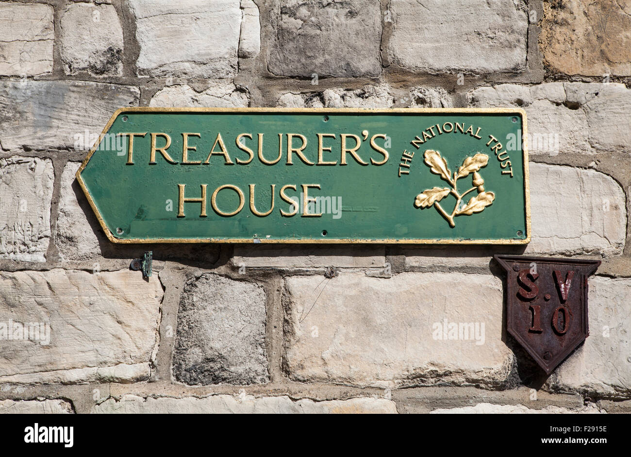 A sign for Treasurer’s House in York, England Stock Photo - Alamy