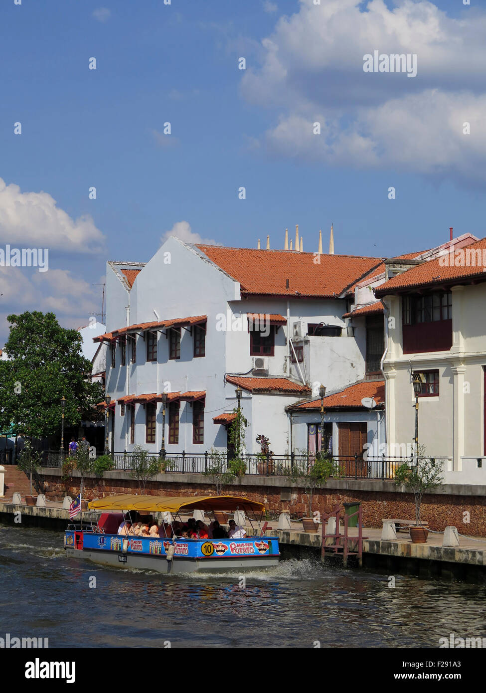 Cruise boat on Melaka river, Melaka (Malacca), Malaysia, Asia Stock ...