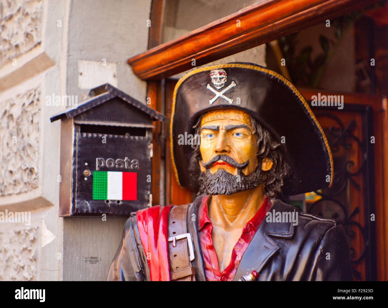 Head of an pirate statue Stock Photo - Alamy