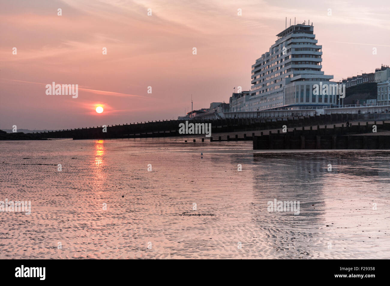 St leonards on sea hi-res stock photography and images - Alamy