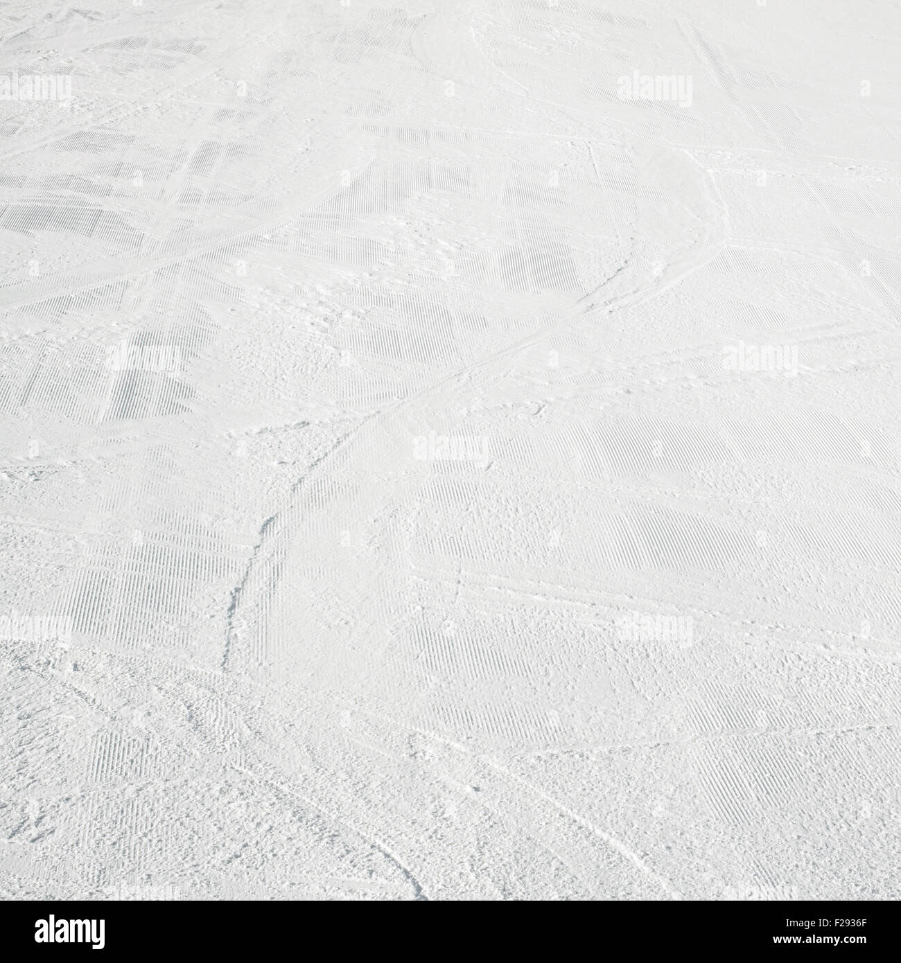 Shiny white texture snow hi-res stock photography and images - Alamy