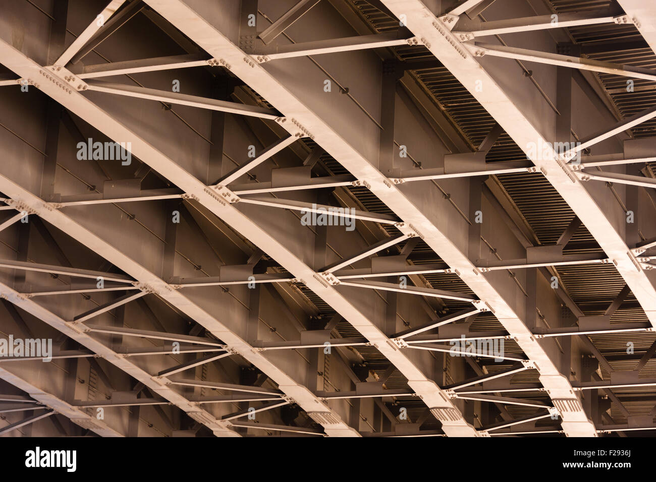 Underside of bridge hi-res stock photography and images - Alamy