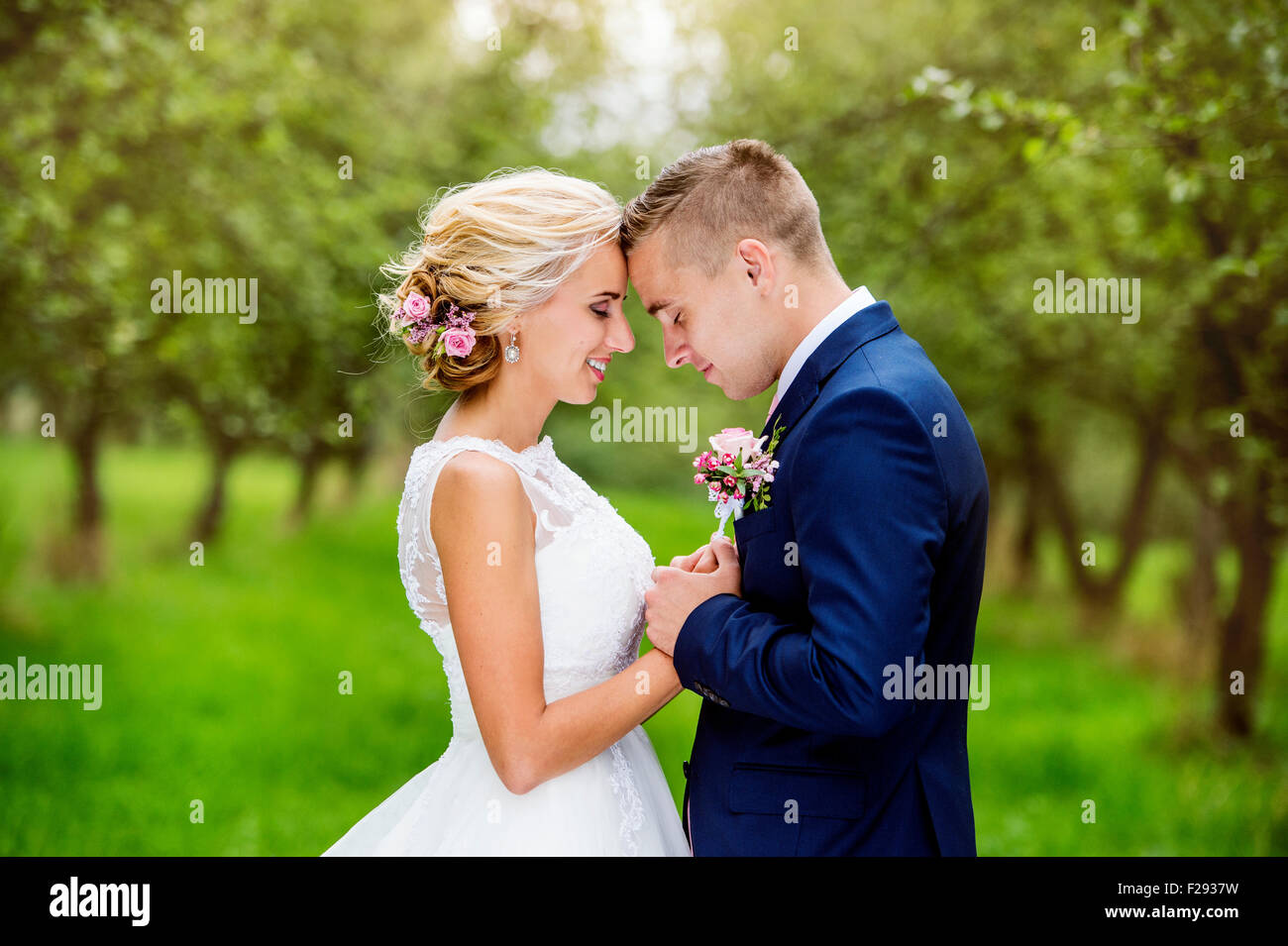 Beautiful wedding couple Stock Photo - Alamy