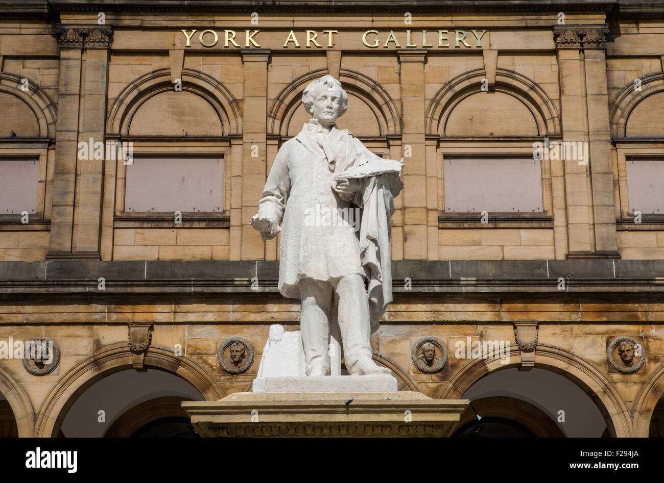 Statue of William Etty outside the York Art Gallery in York, England ...