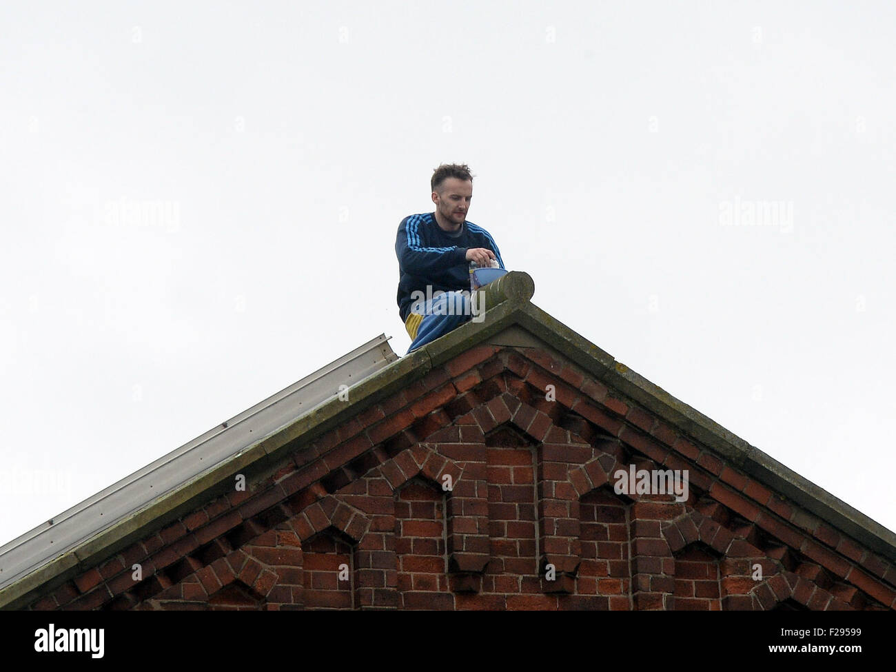 Inmate on the roof hi-res stock photography and images - Alamy