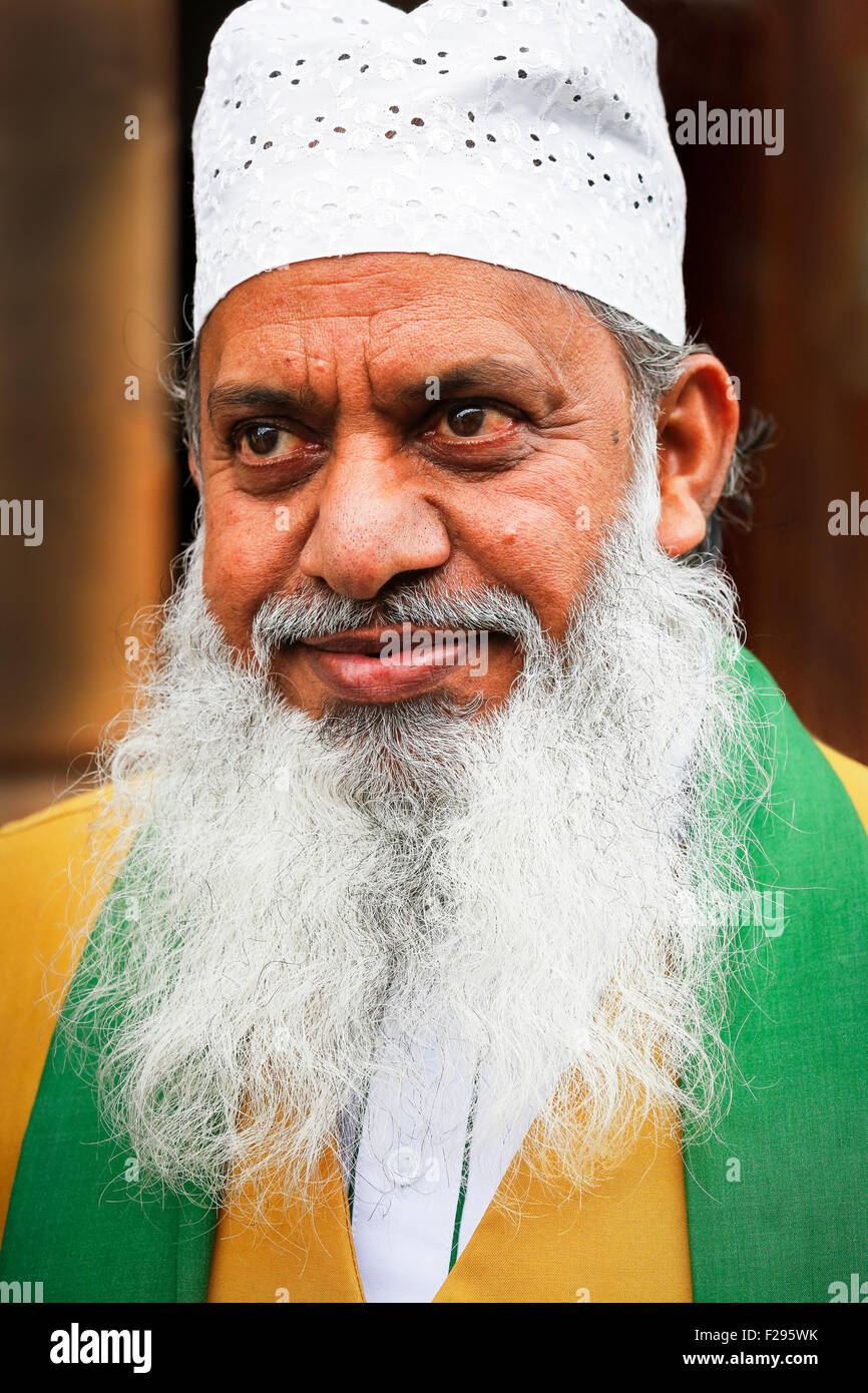 Old asian man beard hi-res stock photography and images - Alamy