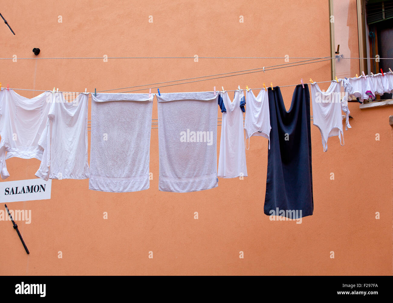 Laundry vector hi-res stock photography and images - Alamy