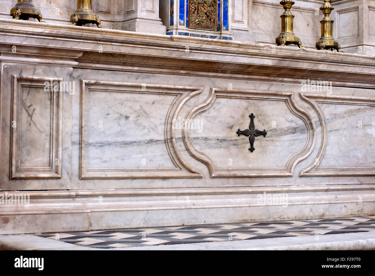 Photo of a Marble funerary monument Stock Photo - Alamy