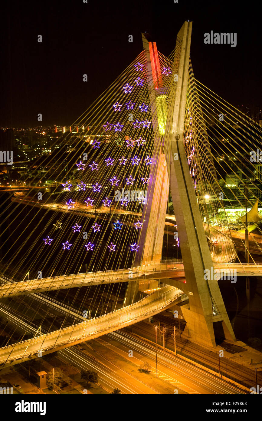 Complicated construction hi-res stock photography and images - Alamy