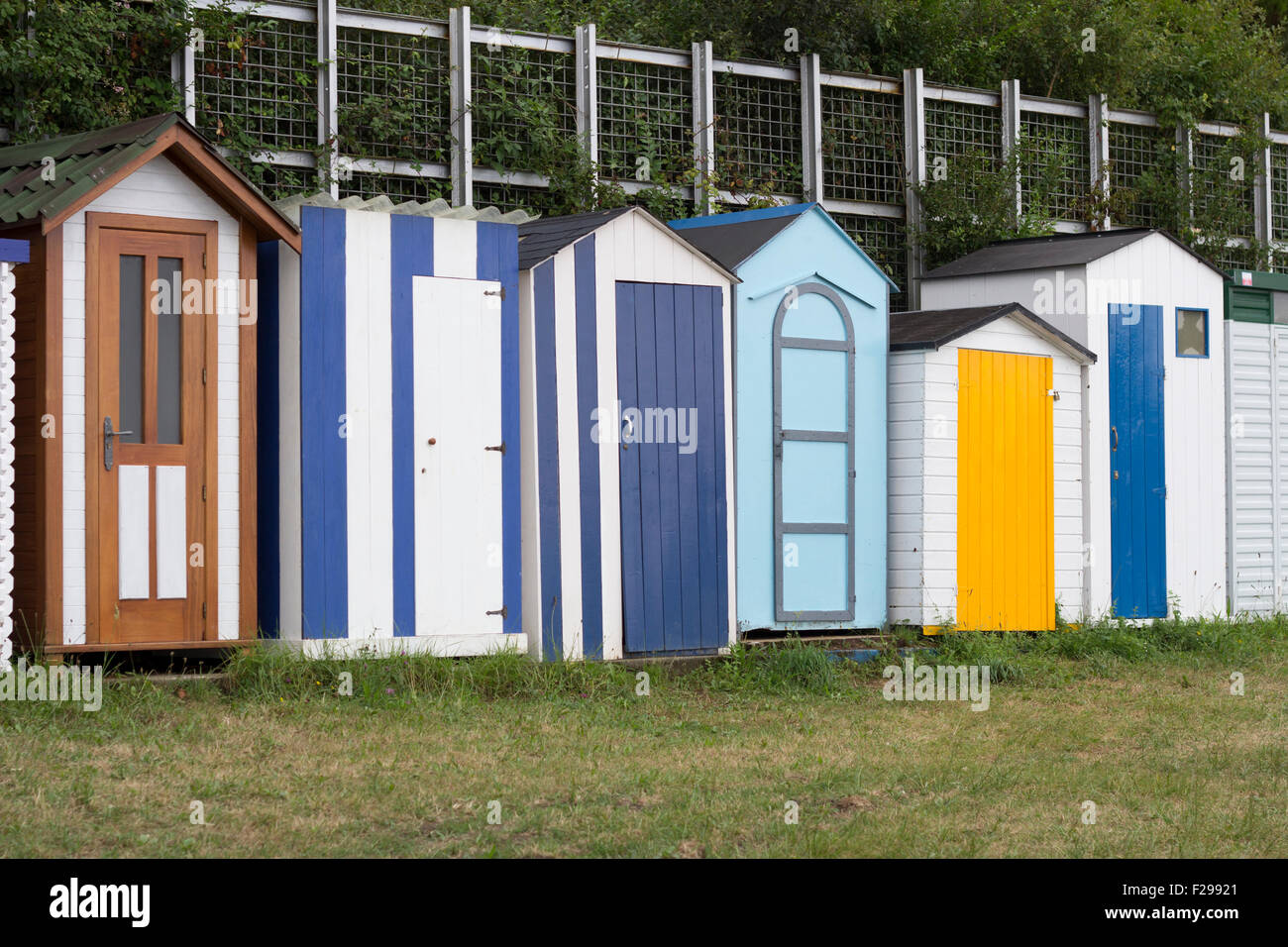 Colorful cabins hi-res stock photography and images - Alamy