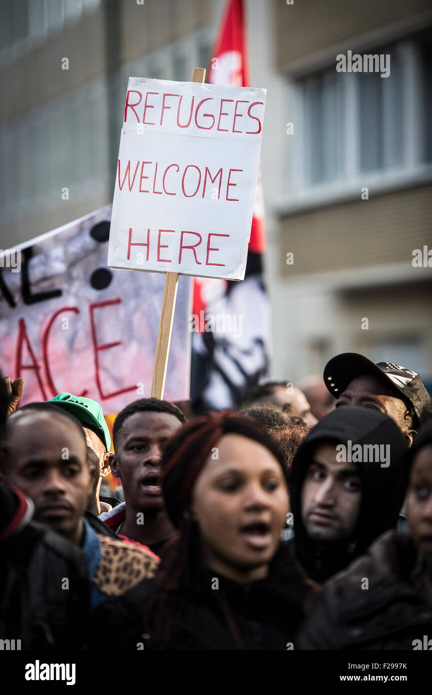 'People without papers' gather in European Union quarters in Brussels ...