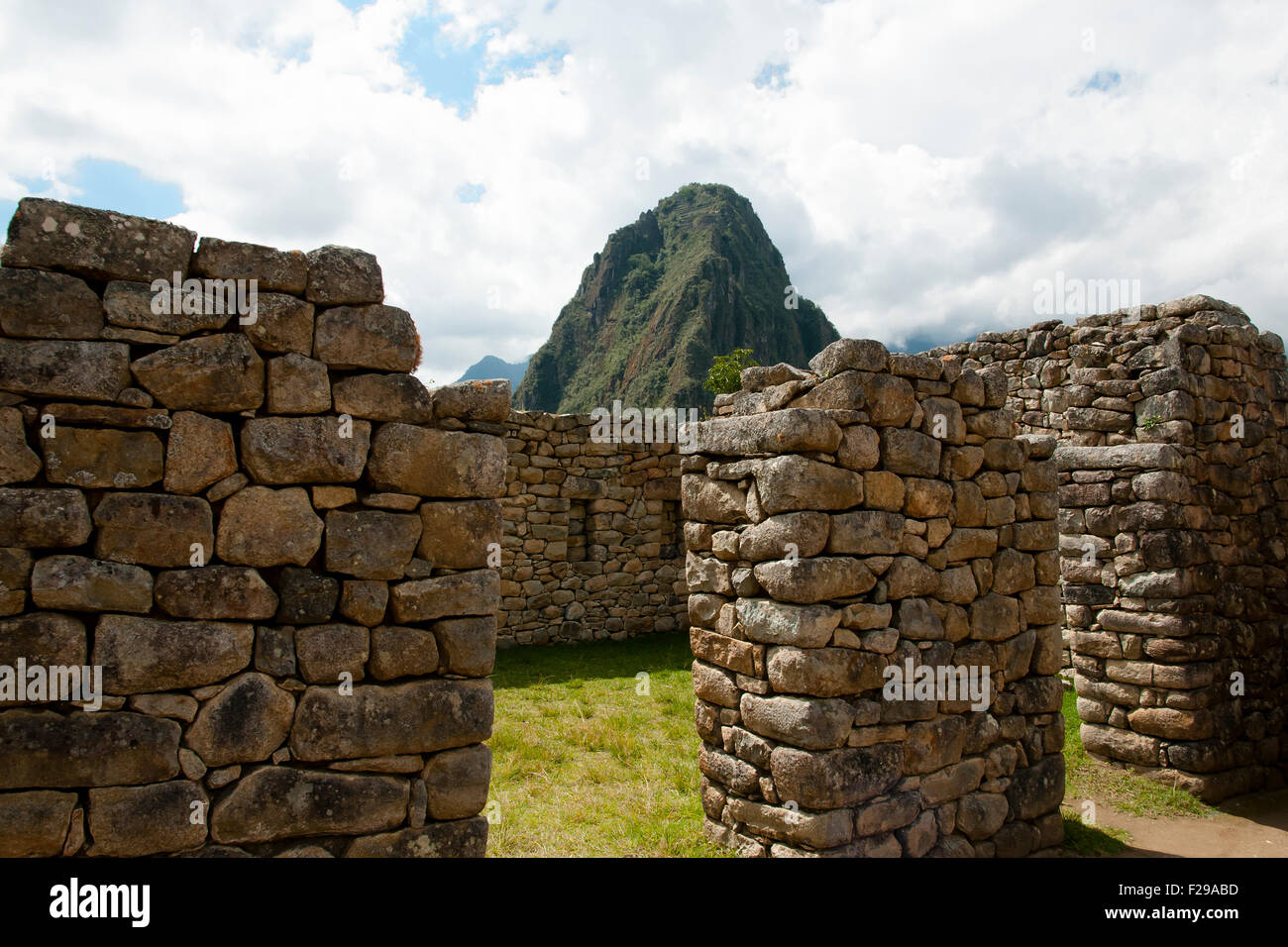 Inca construction hi-res stock photography and images - Alamy