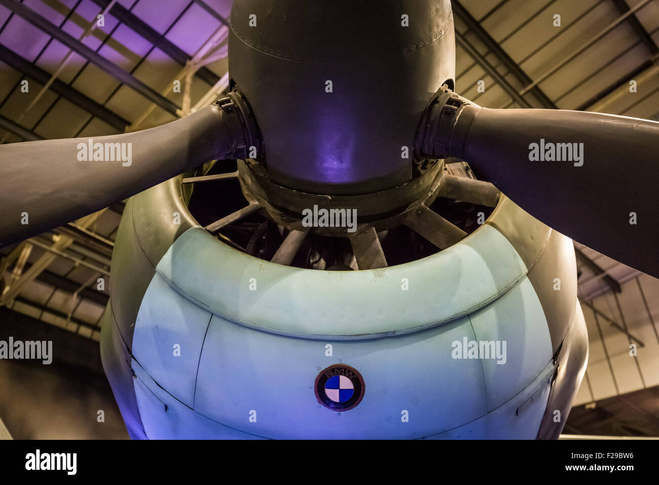 Bmw engine hi-res stock photography and images - Alamy