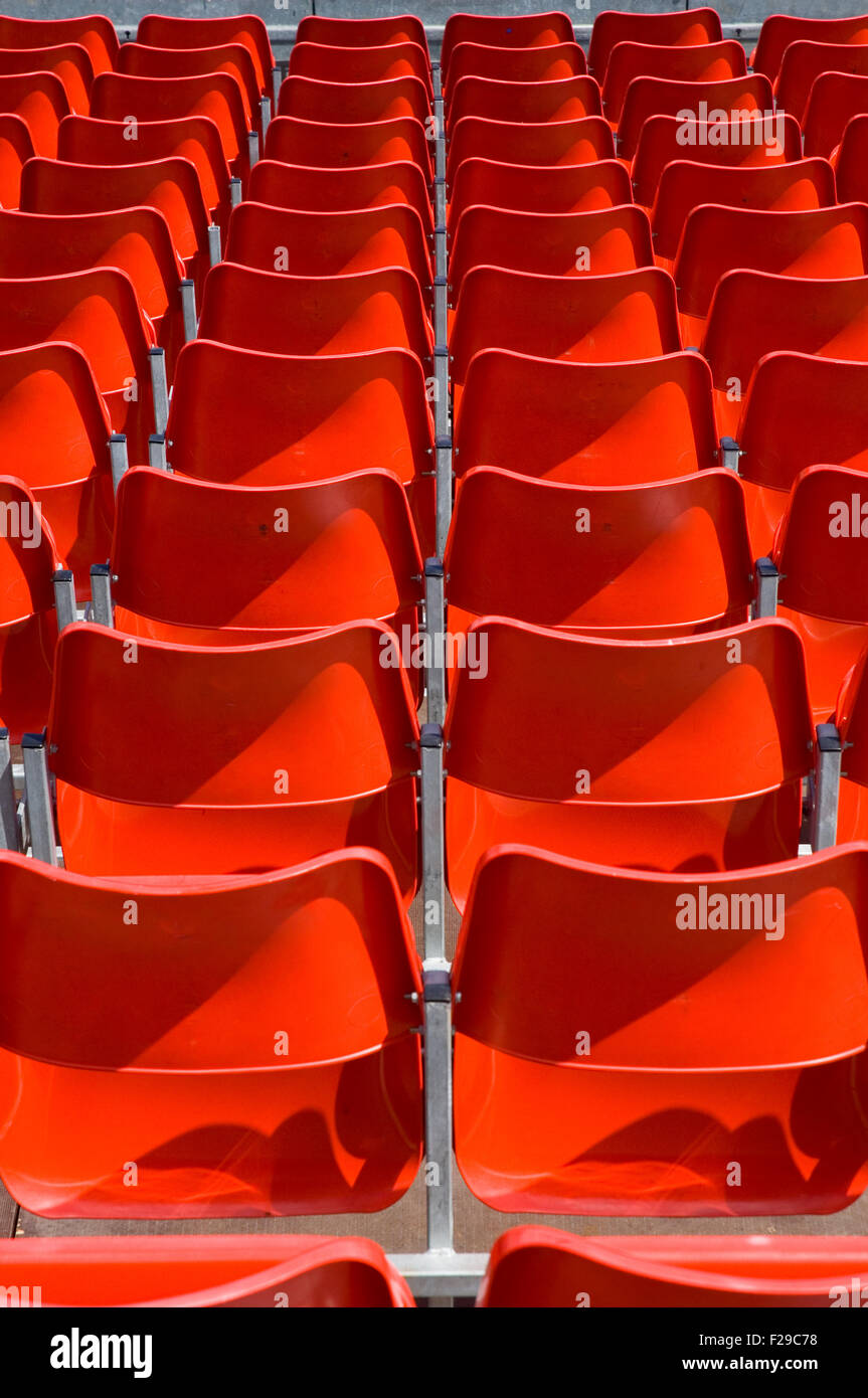 Seating row of seats hi-res stock photography and images - Alamy