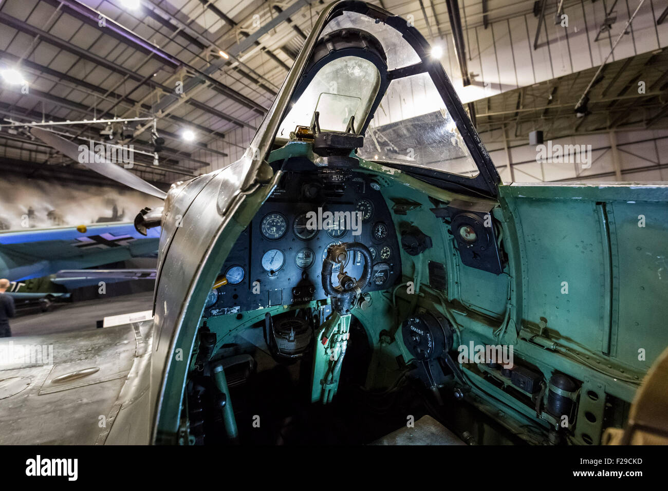 Spitfire cockpit hi-res stock photography and images - Alamy